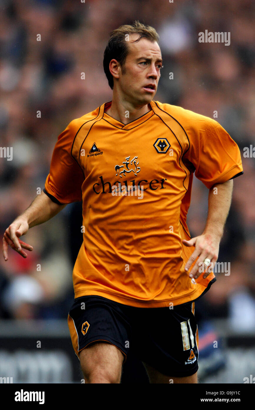 Jamie clapham football hi-res stock photography and images - Alamy