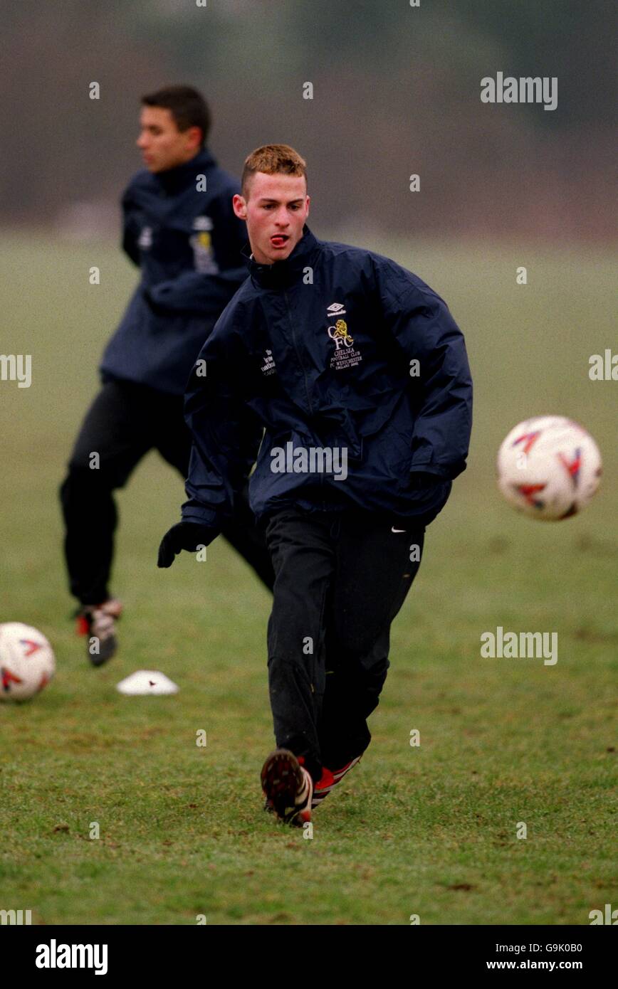 Chelsea training ground hi-res stock photography and images - Alamy