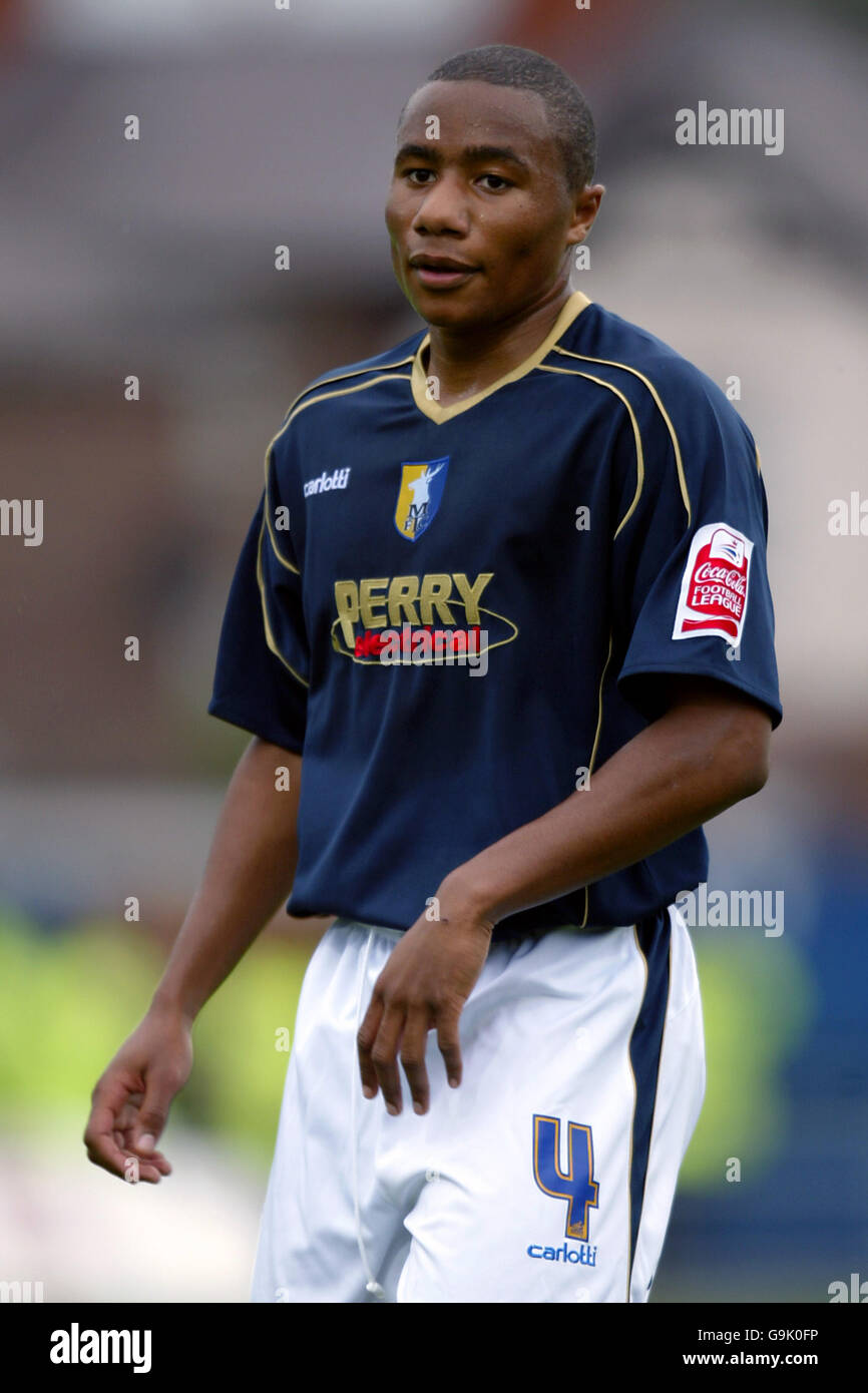 Soccer - Coca-Cola League Two - Macclesfield Town v Mansfield Town ...