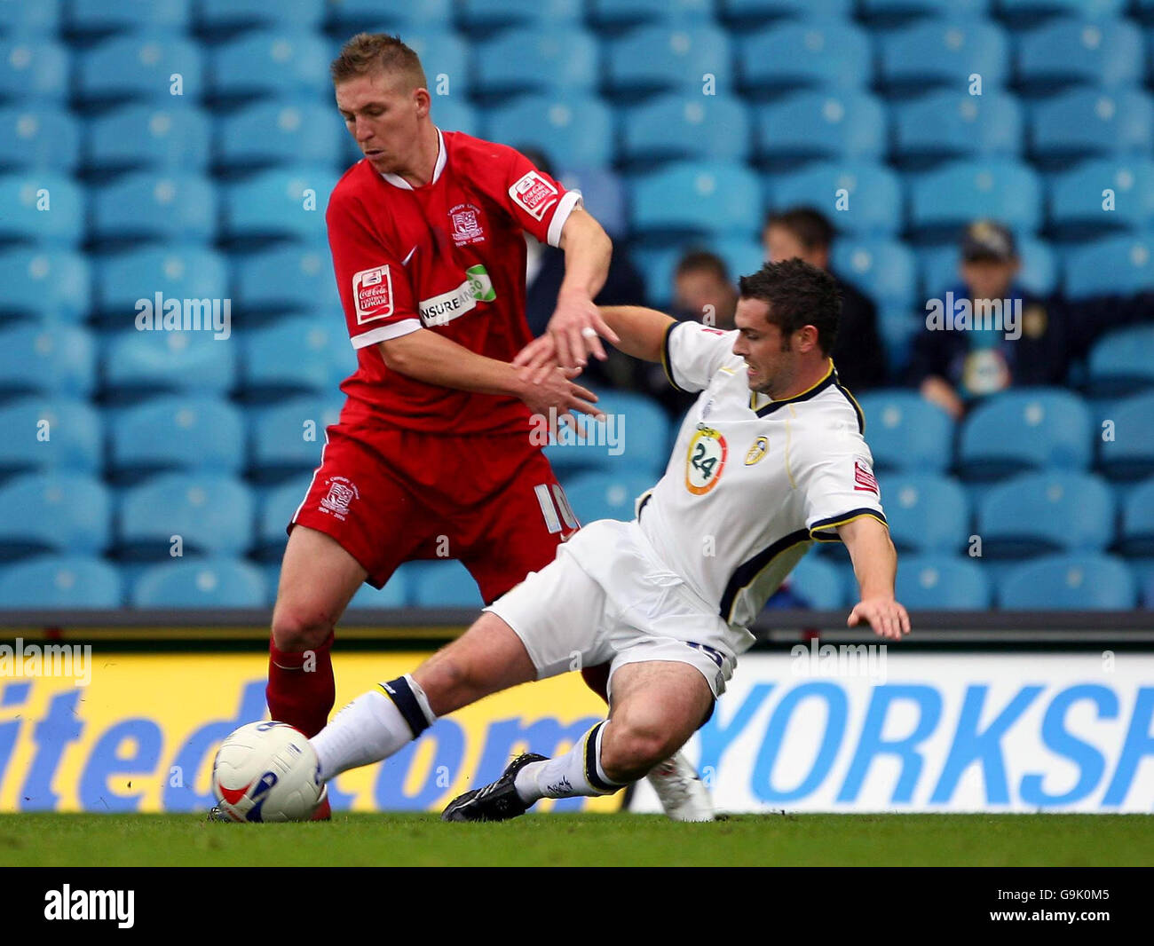 Leeds uniteds frazer richardson hi-res stock photography and images - Alamy