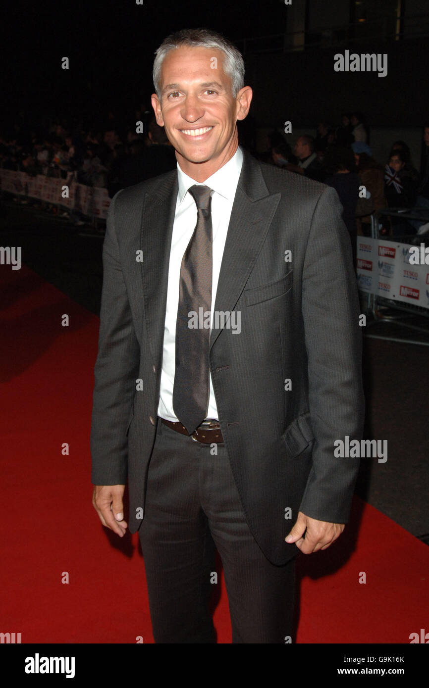 Full length eye contact suit arriving smiling mang hi-res stock ...