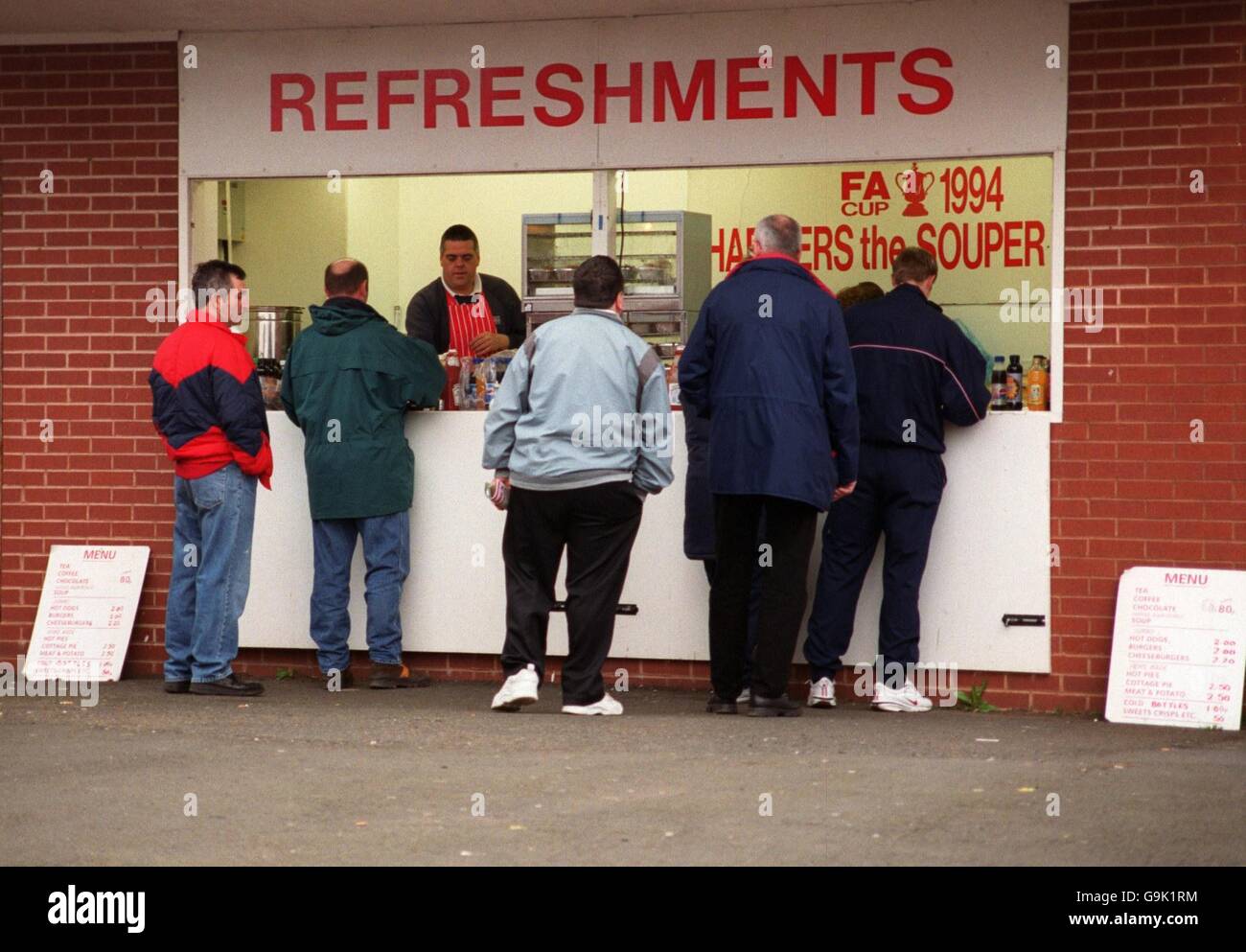 Food stall football hi-res stock photography and images - Alamy