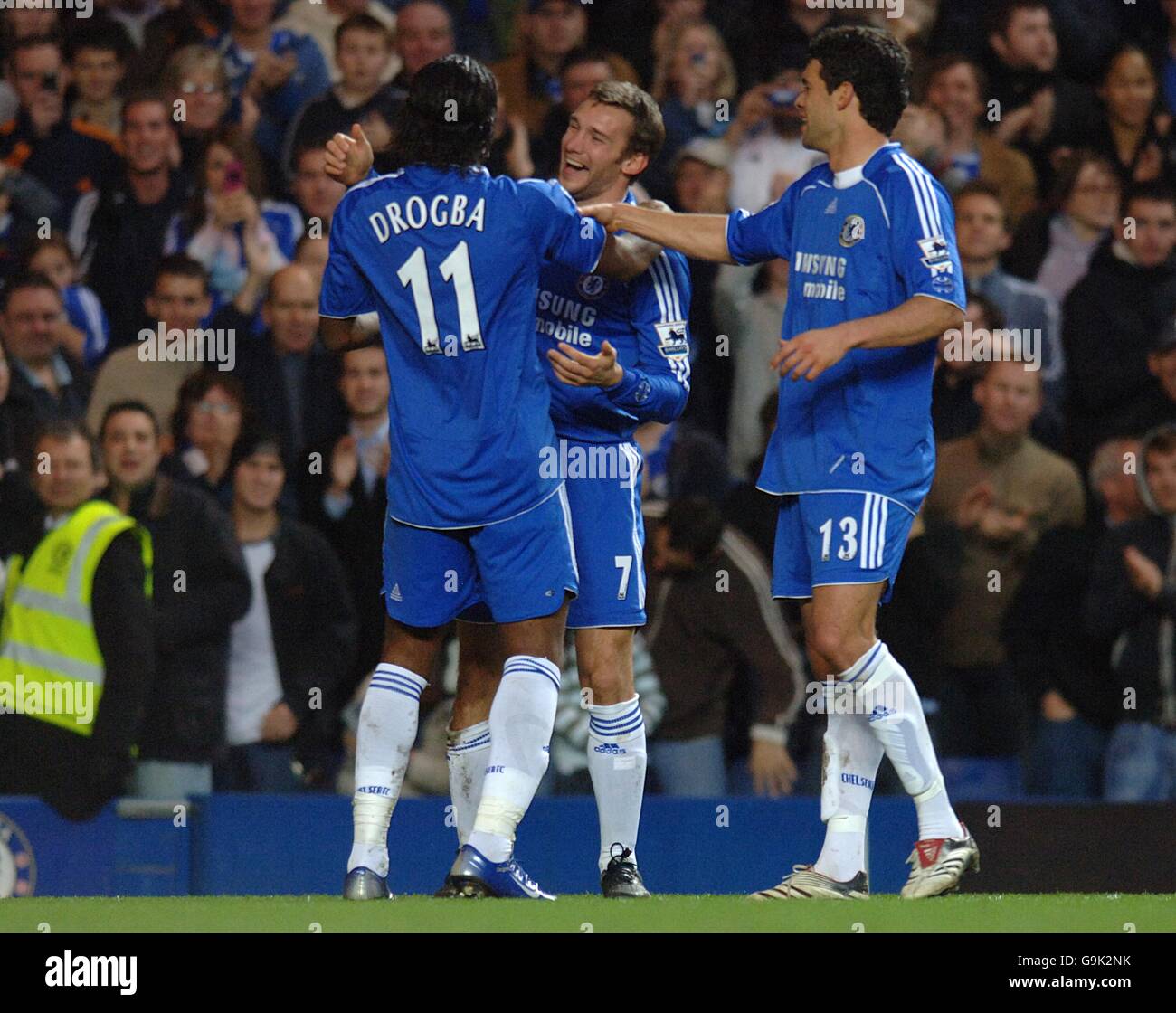 Chelseas andriy shevchenko celebrates his goal hi-res stock photography ...