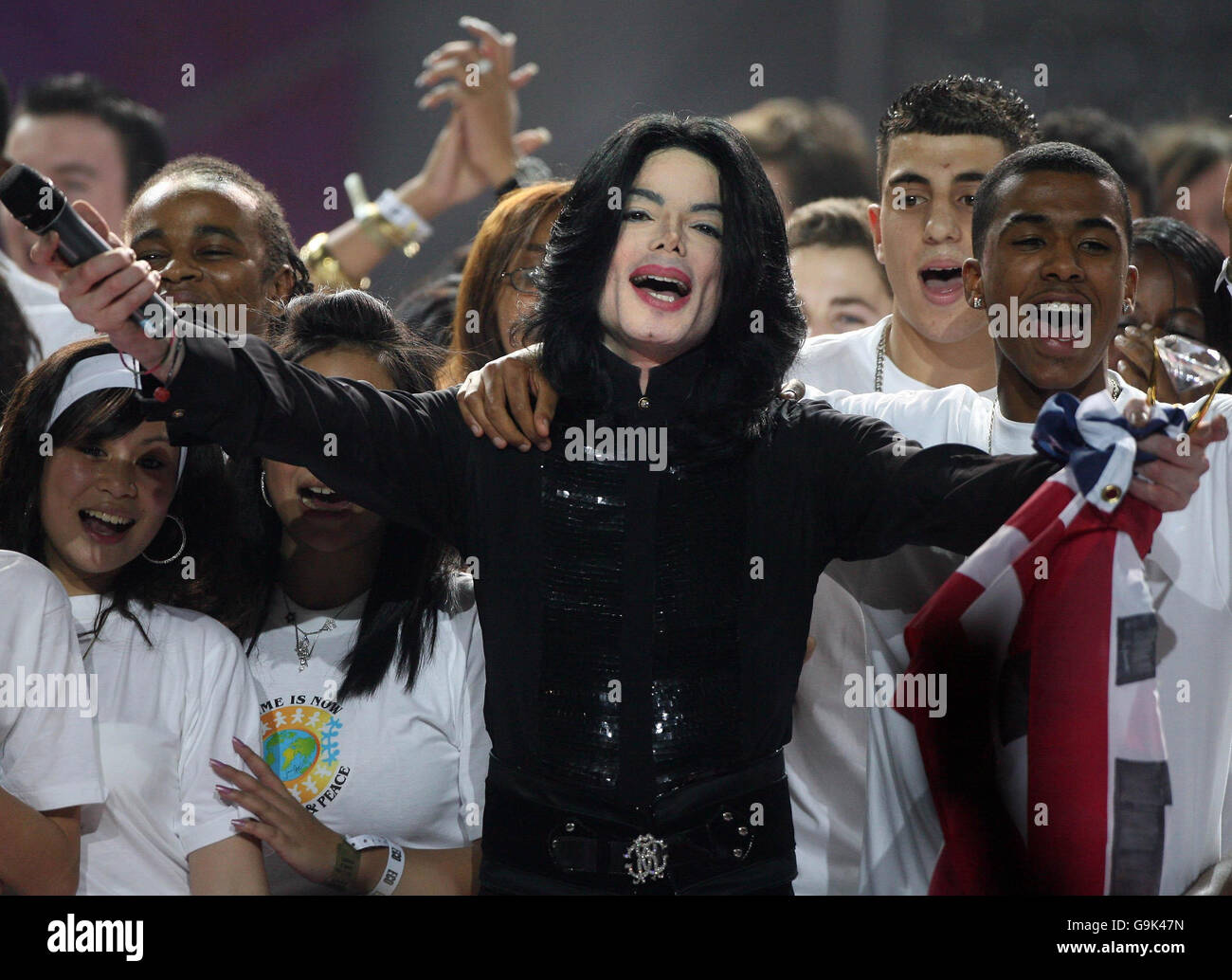 Michael jackson performs we are the world on stage hi-res stock ...