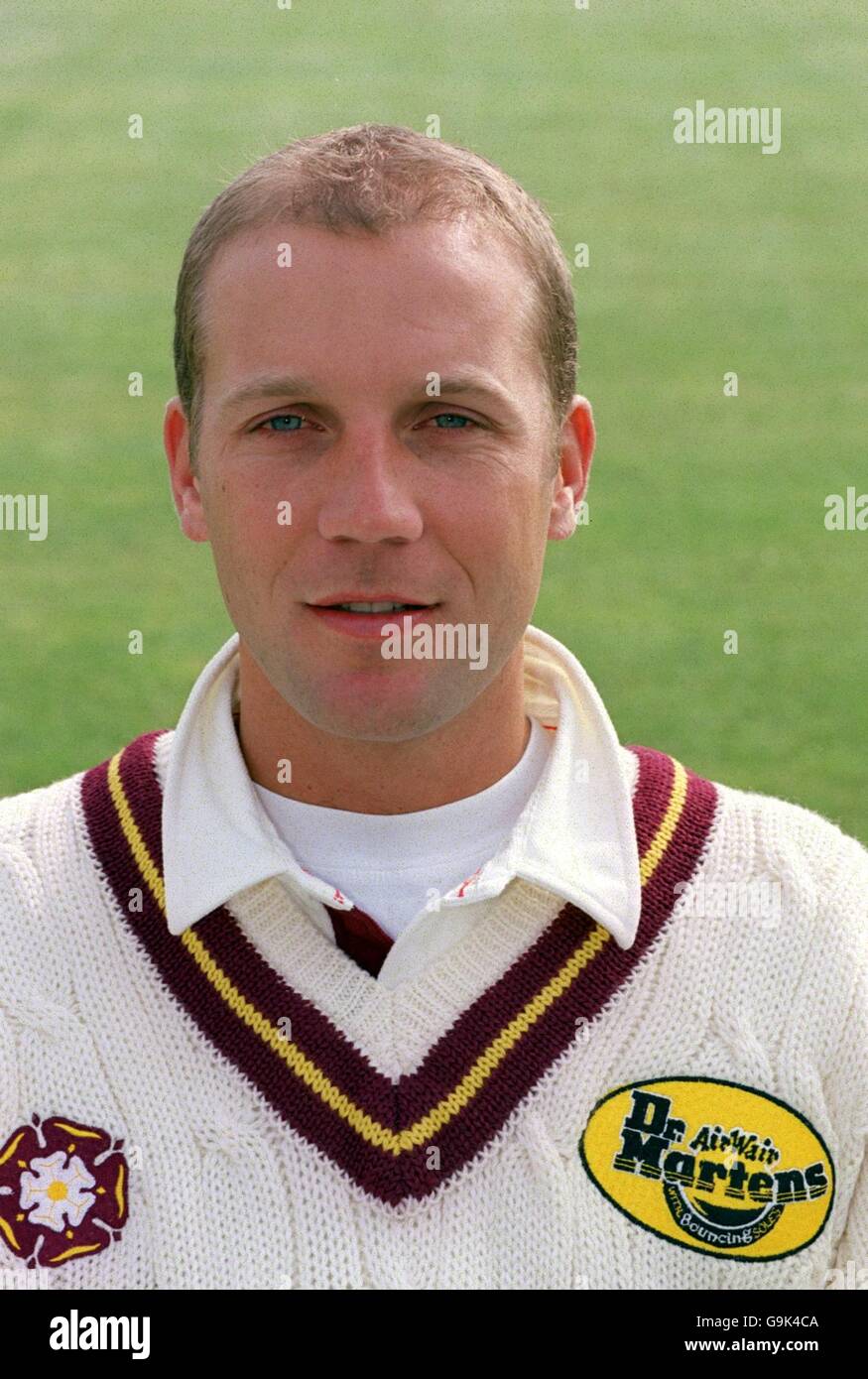 Cricket russell warren hi-res stock photography and images - Alamy