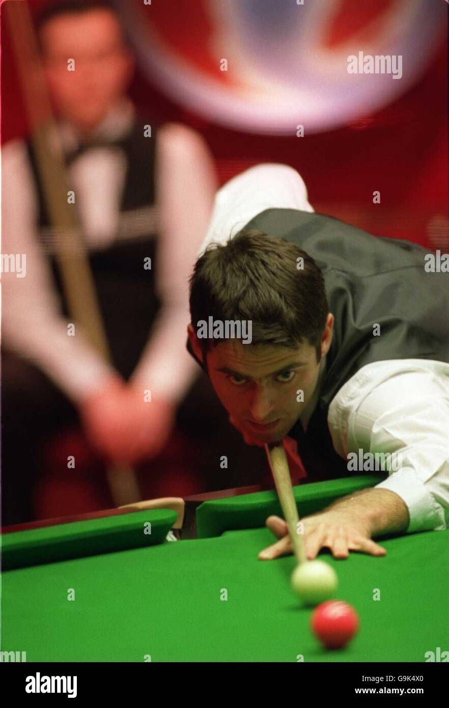 Snooker - Embassy World Championship - Crucible Theatre, Sheffield ...