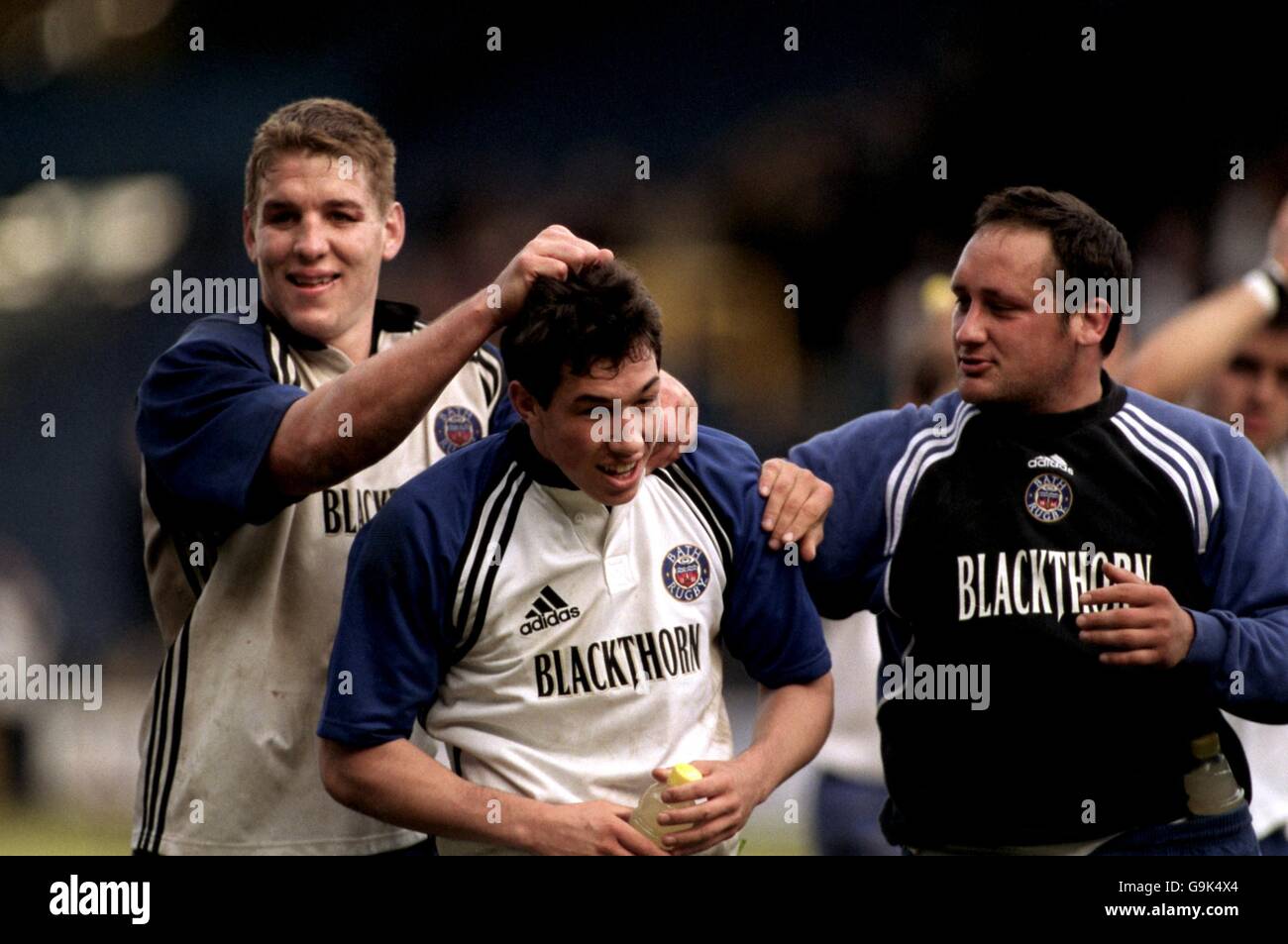 Bath's Tom Voyce is congratulated by fellow try scorer and team mate ...