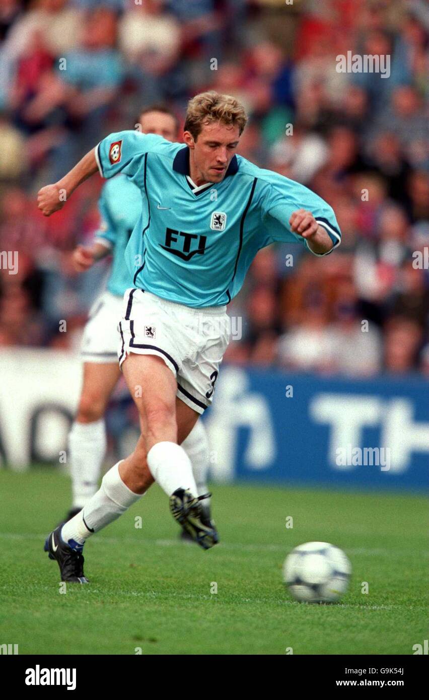 Unterhaching v 1860 munich hi-res stock photography and images - Alamy