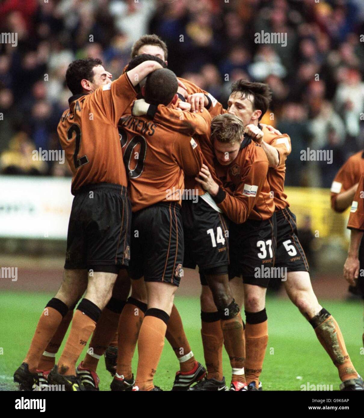 George ndah hi-res stock photography and images - Alamy