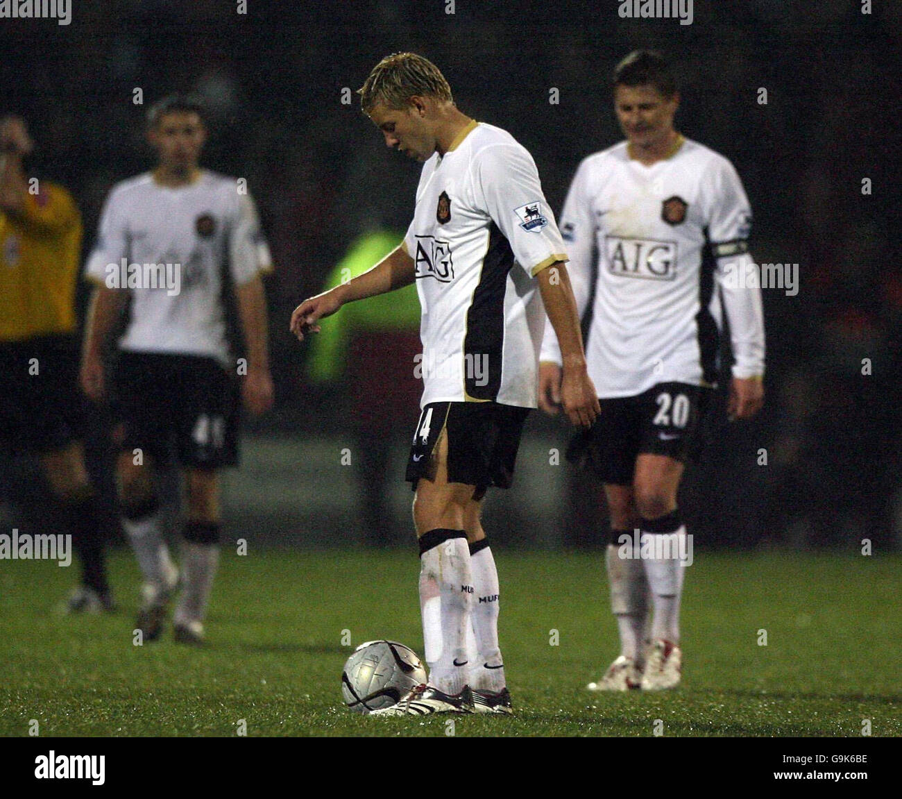 Soccer - Carling Cup third round - Crewe Alexandra v Manchester United ...