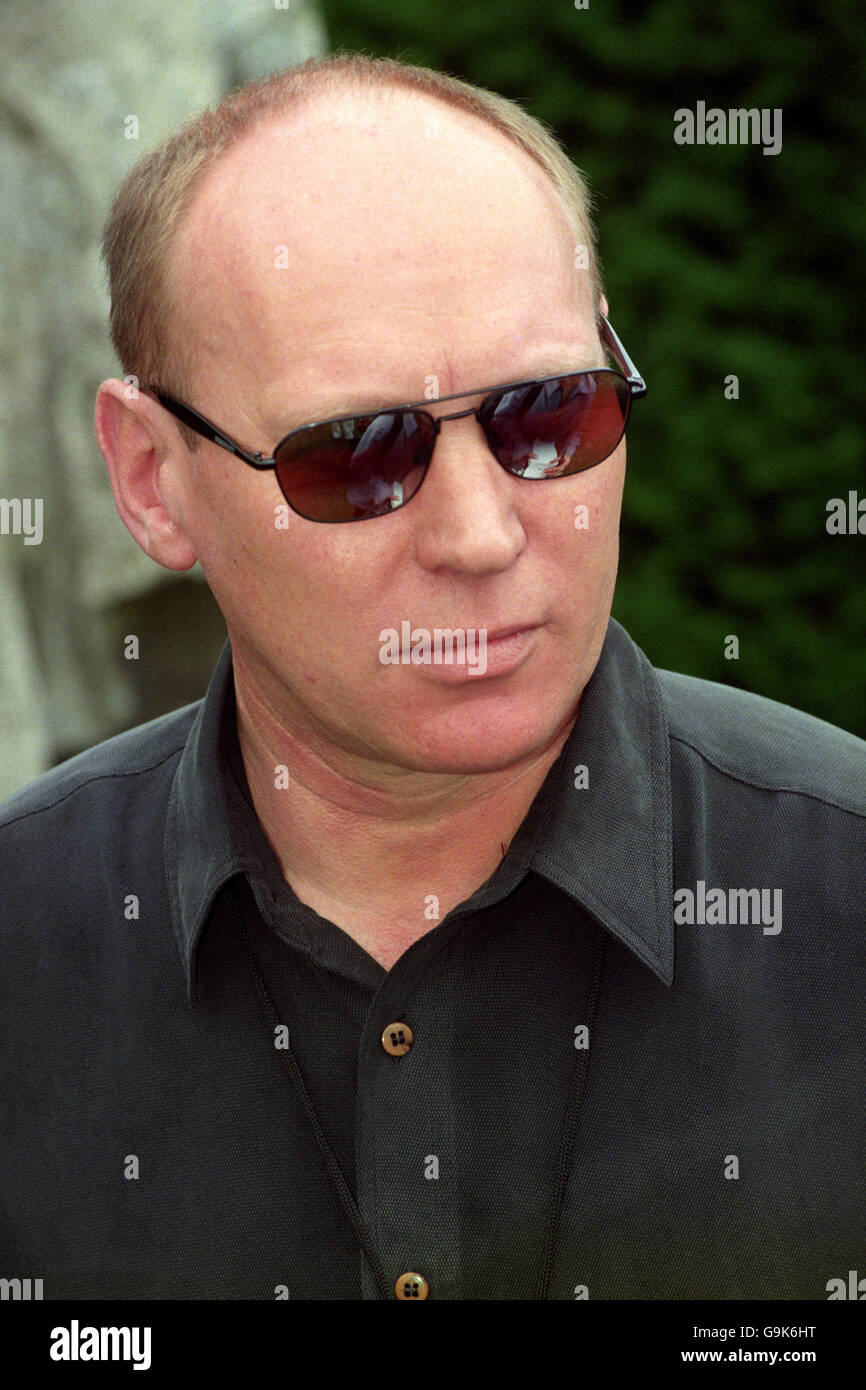 MARCUS RUSSELL OASIS MANAGER Stock Photo - Alamy