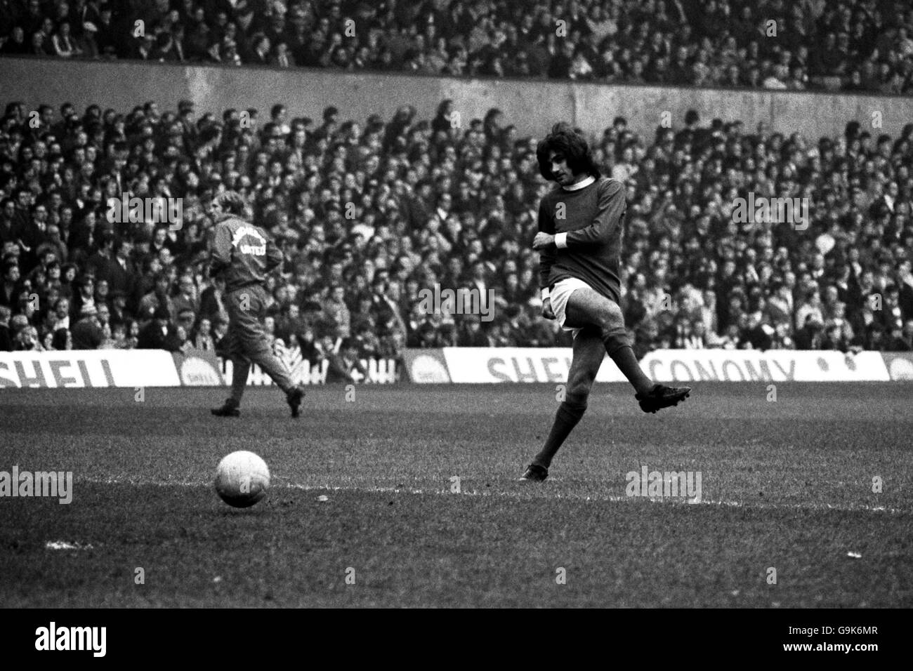 Soccer - Football League Division One - Manchester United. George Best ...