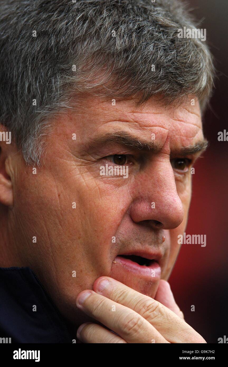 Coach brian kidd hi-res stock photography and images - Alamy