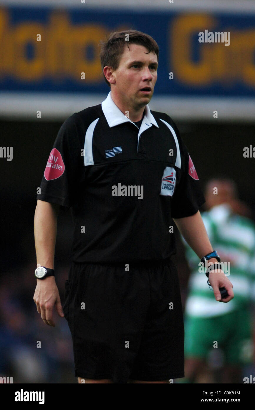 Mr g sutton hi-res stock photography and images - Alamy