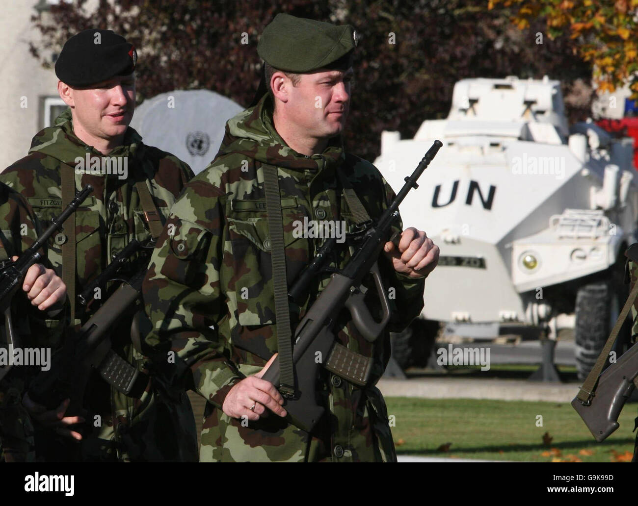 Irish defence forces parade hi-res stock photography and images - Alamy