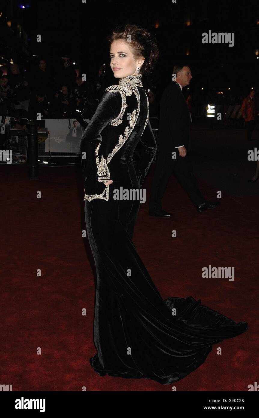 Eva green casino royale hi-res stock photography and images - Alamy