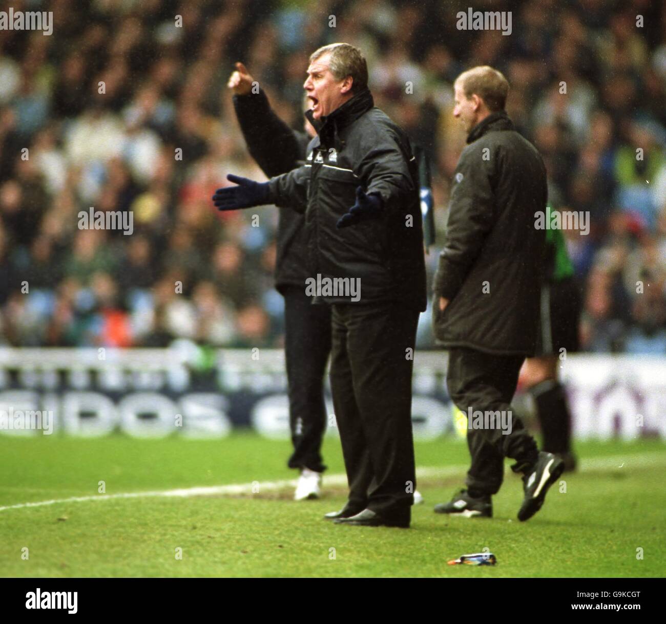 Manchester city manager joe royle hi-res stock photography and images ...