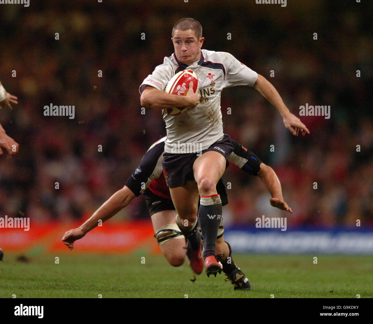 Wales rugby international shane williams hi-res stock photography and ...