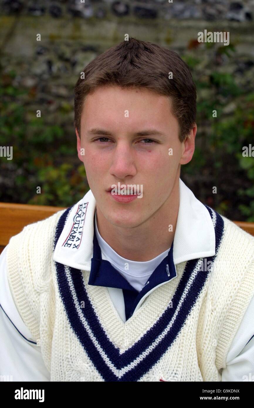 Cricket - Middlesex CCC Photocall. Thomas Hunt, Middlesex CCC Stock ...