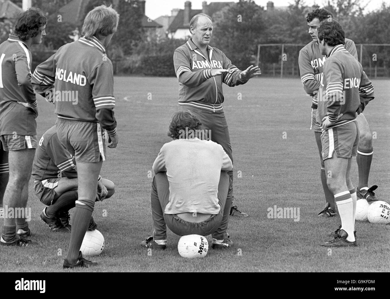 England manager Ron Greenwood (c) explains his tactical ideas to his ...