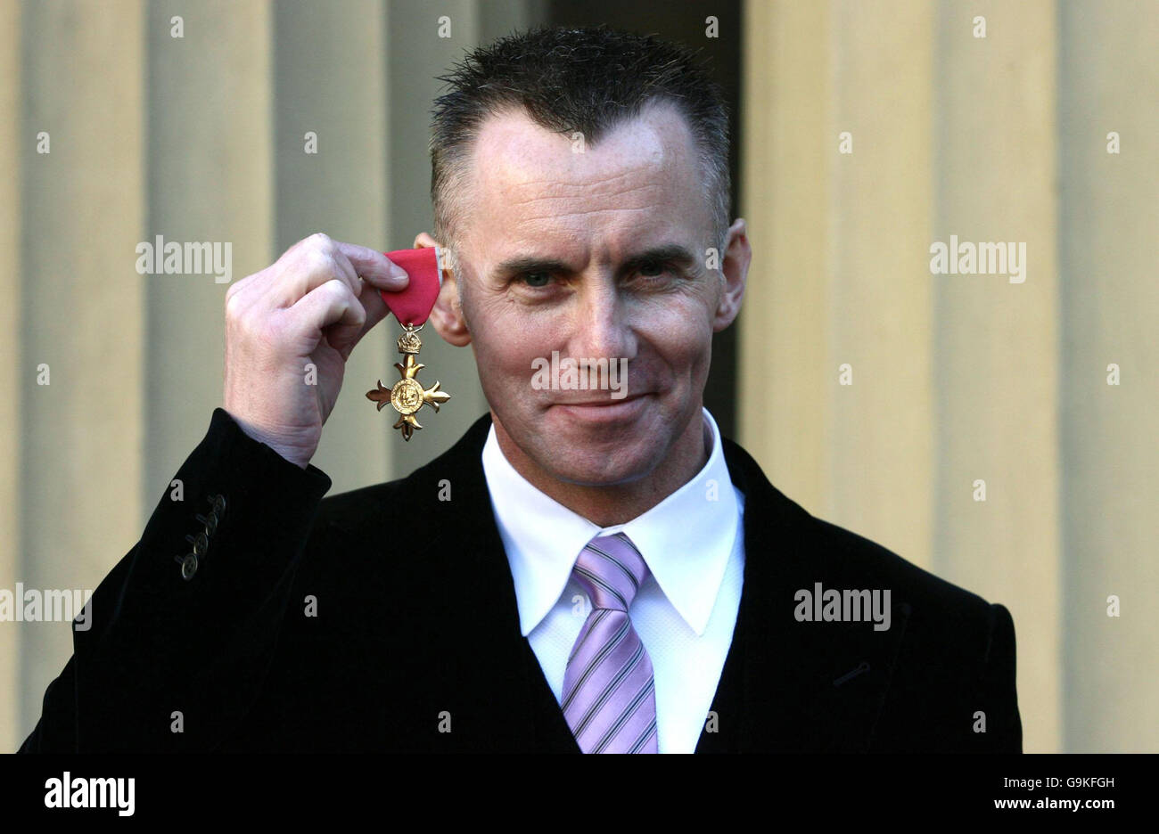 Investitures ceremony held buckingham palace hi-res stock photography ...