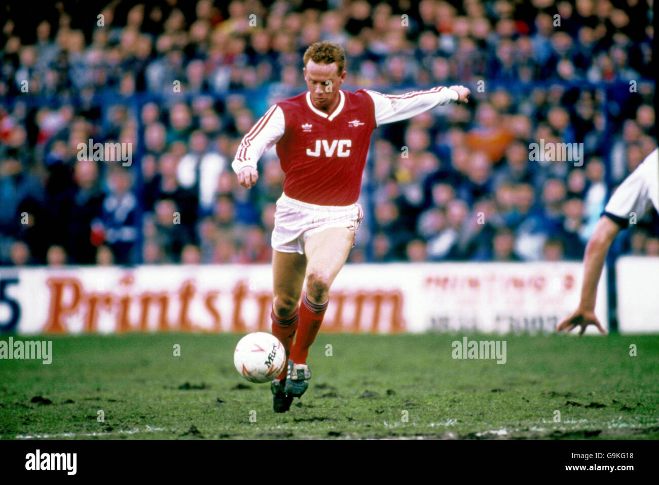 Perry groves arsenal hi-res stock photography and images - Alamy