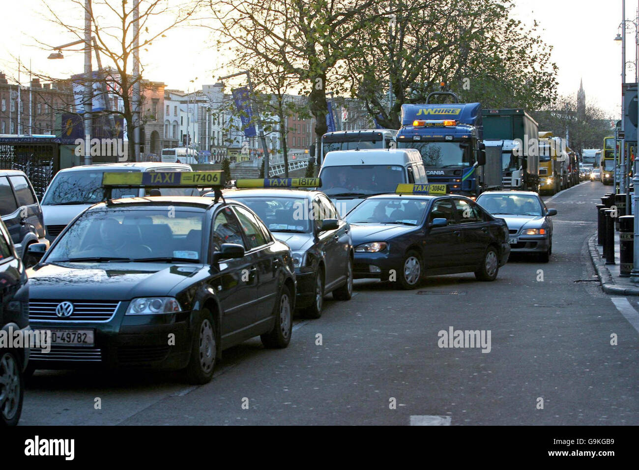 A Traffic jam in Dublin city centre on the first day of Operation ...