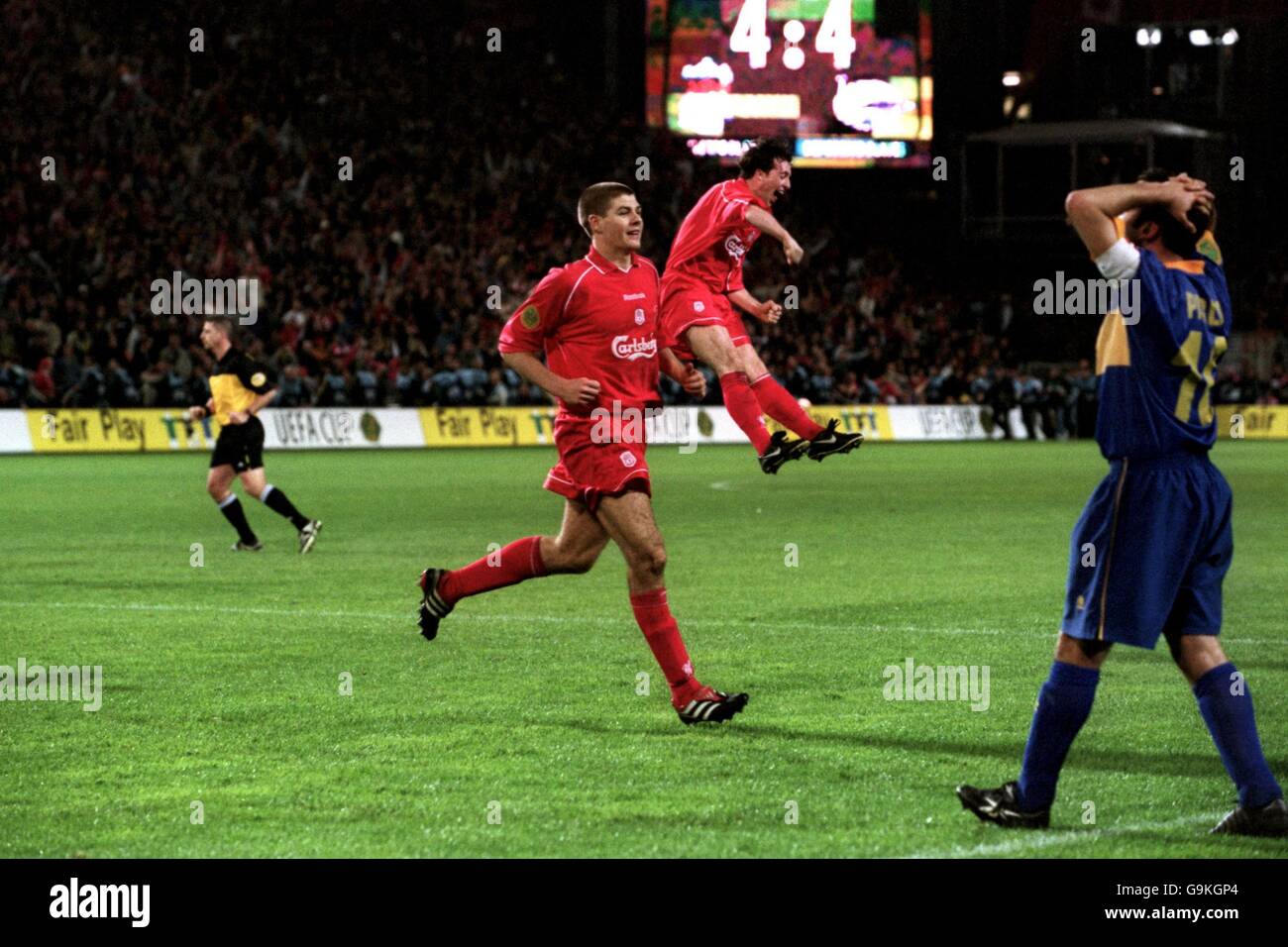 Liverpools robbie fowler celebrates hi-res stock photography and images ...