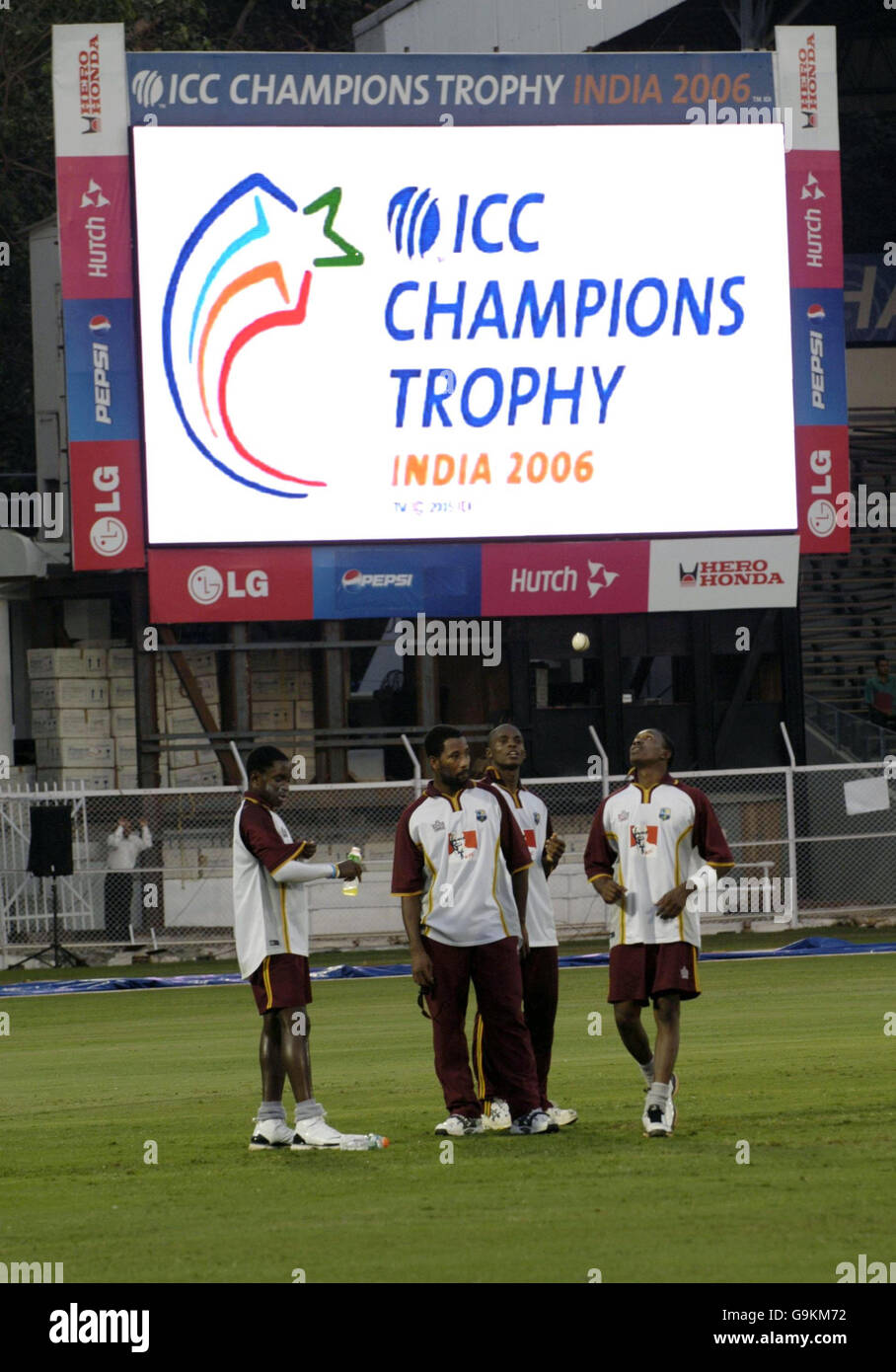 Cricketers practising in cricket nets hi-res stock photography and ...