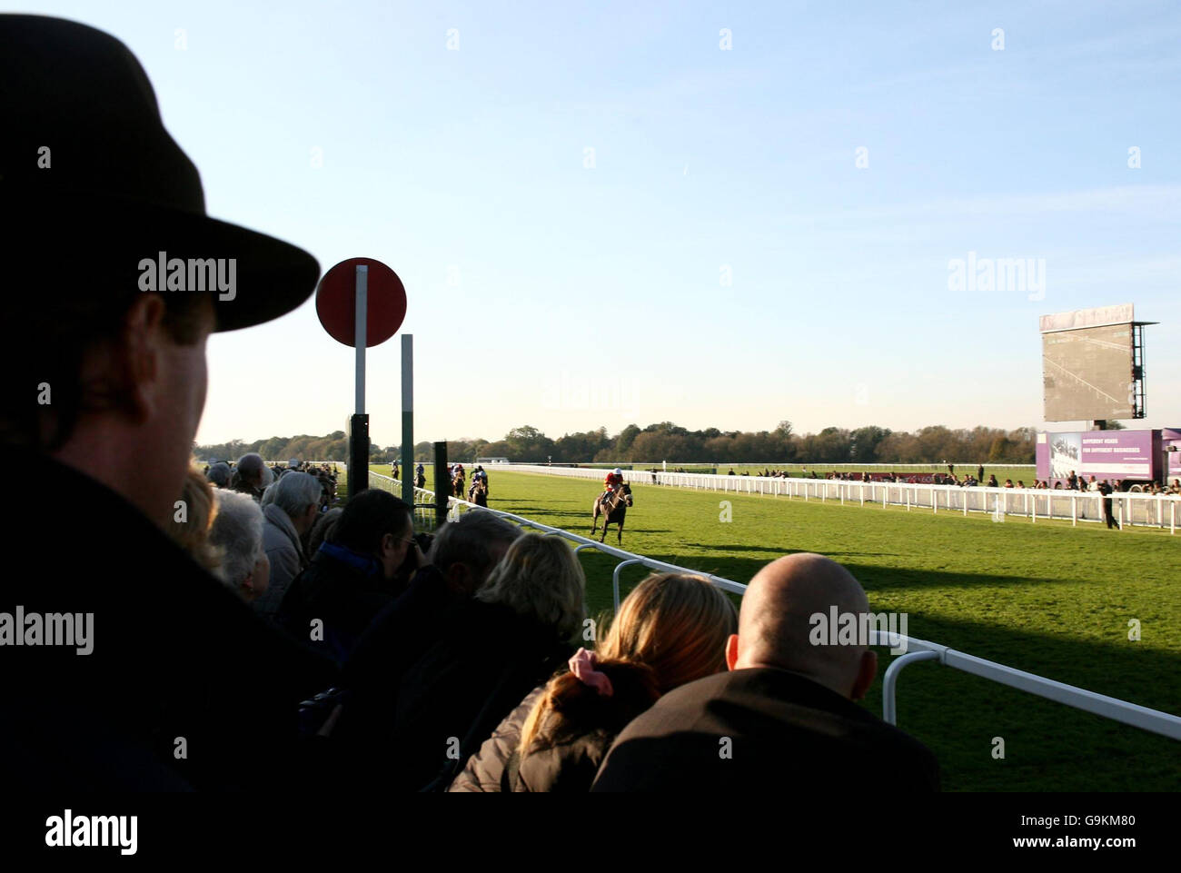 Windsor racecourse general view hi-res stock photography and images - Alamy