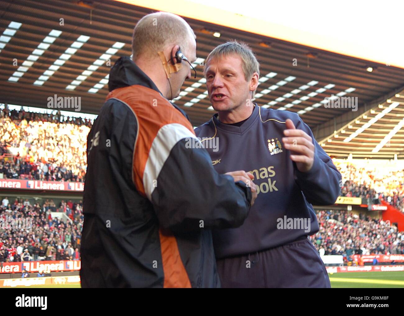 L stuart pearce hi-res stock photography and images - Alamy