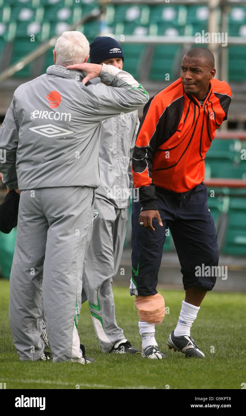 Leg strapped hi-res stock photography and images - Alamy