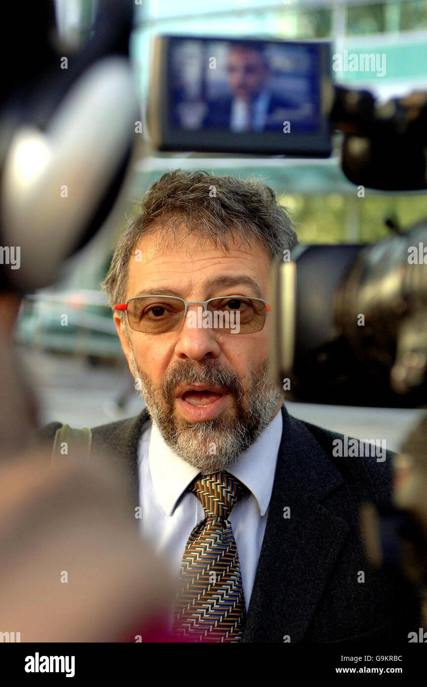 Alexander Litvinenko poisoned Stock Photo - Alamy