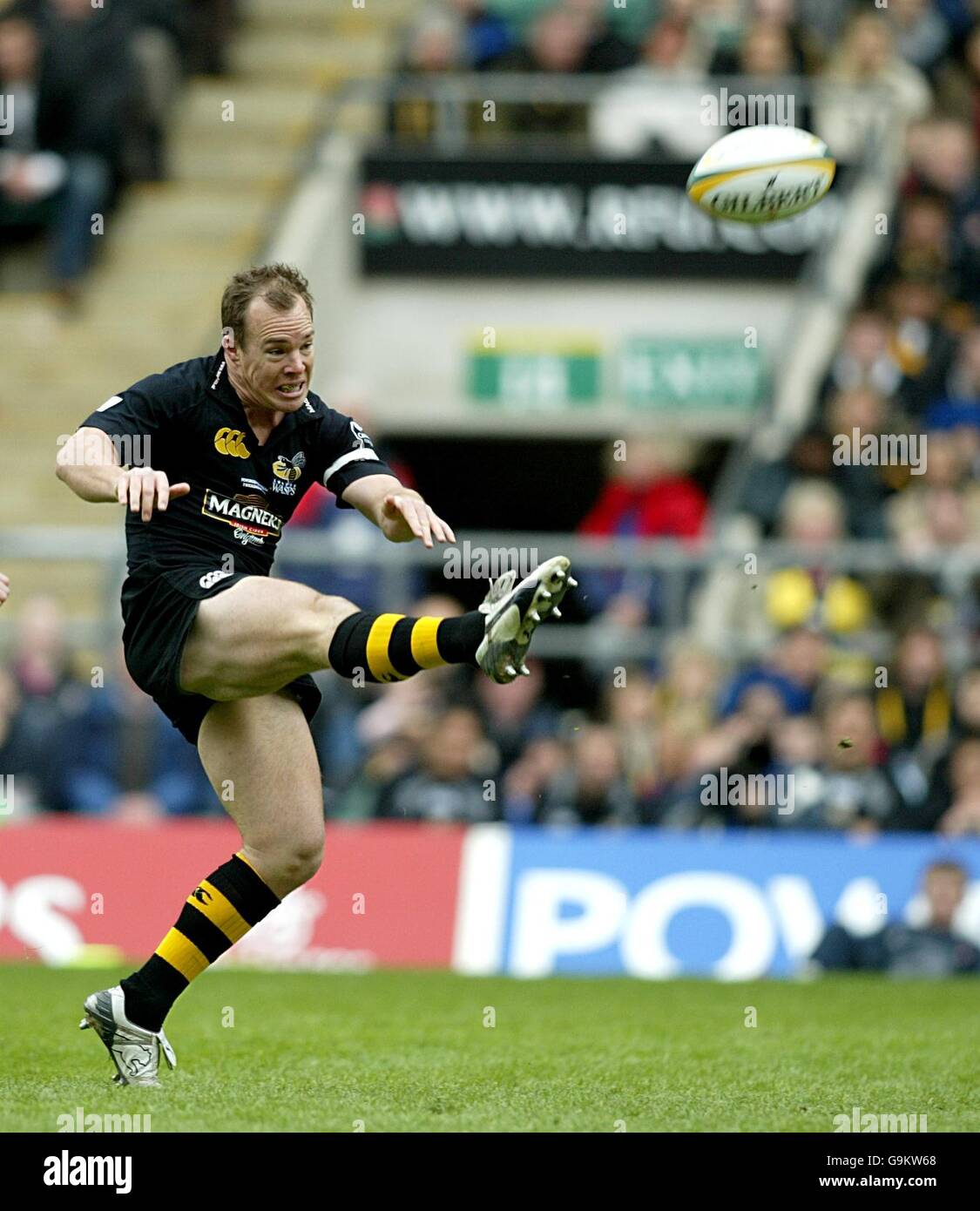 Rugby Union - Wasps v Llanelli - Twickenham. Wasps' Mark Van Gisbergen ...