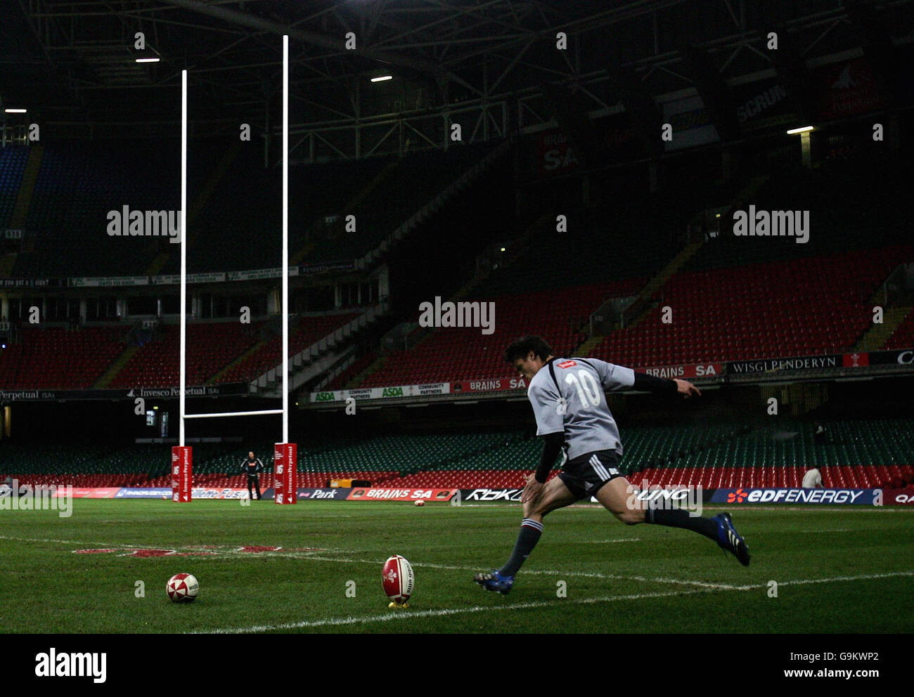 Rugby Union - New Zealand Captains Run - Millennium Stadium Stock Photo ...