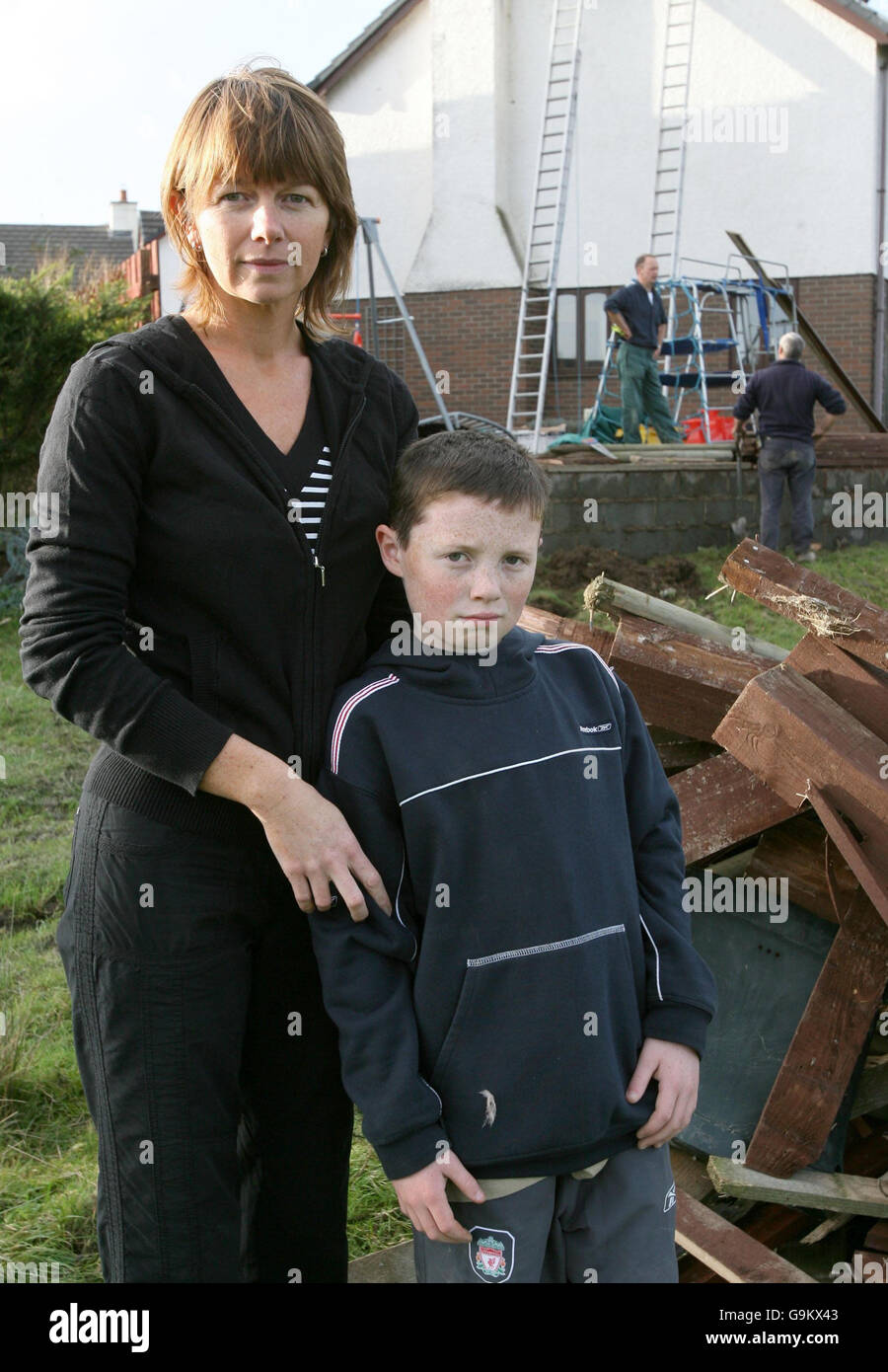 Glensi roberts and son tomos roberts hi-res stock photography and ...