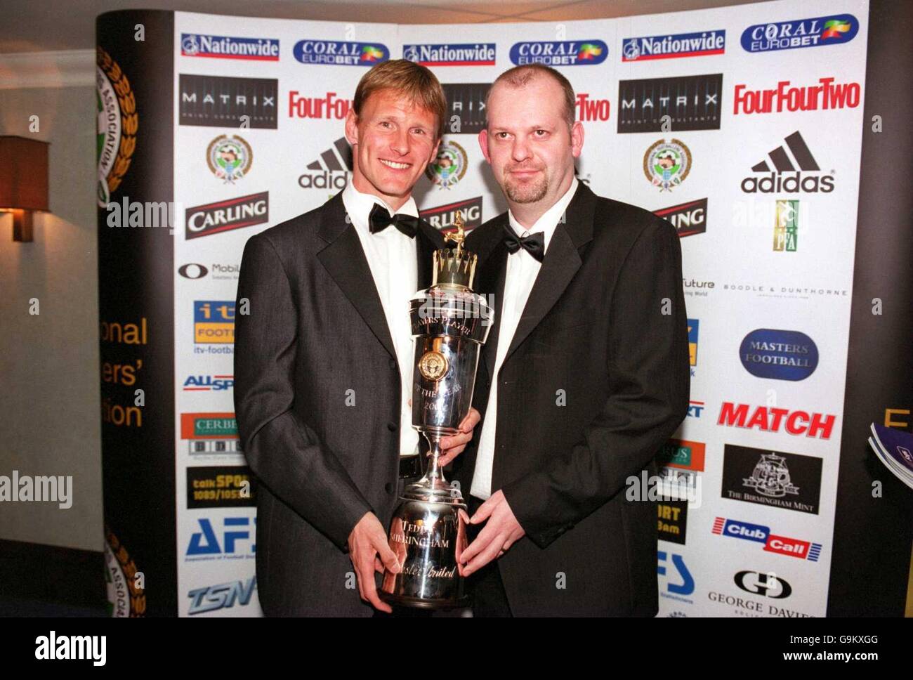 Pfa player year teddy sheringham l poses pictures guest hi-res stock ...