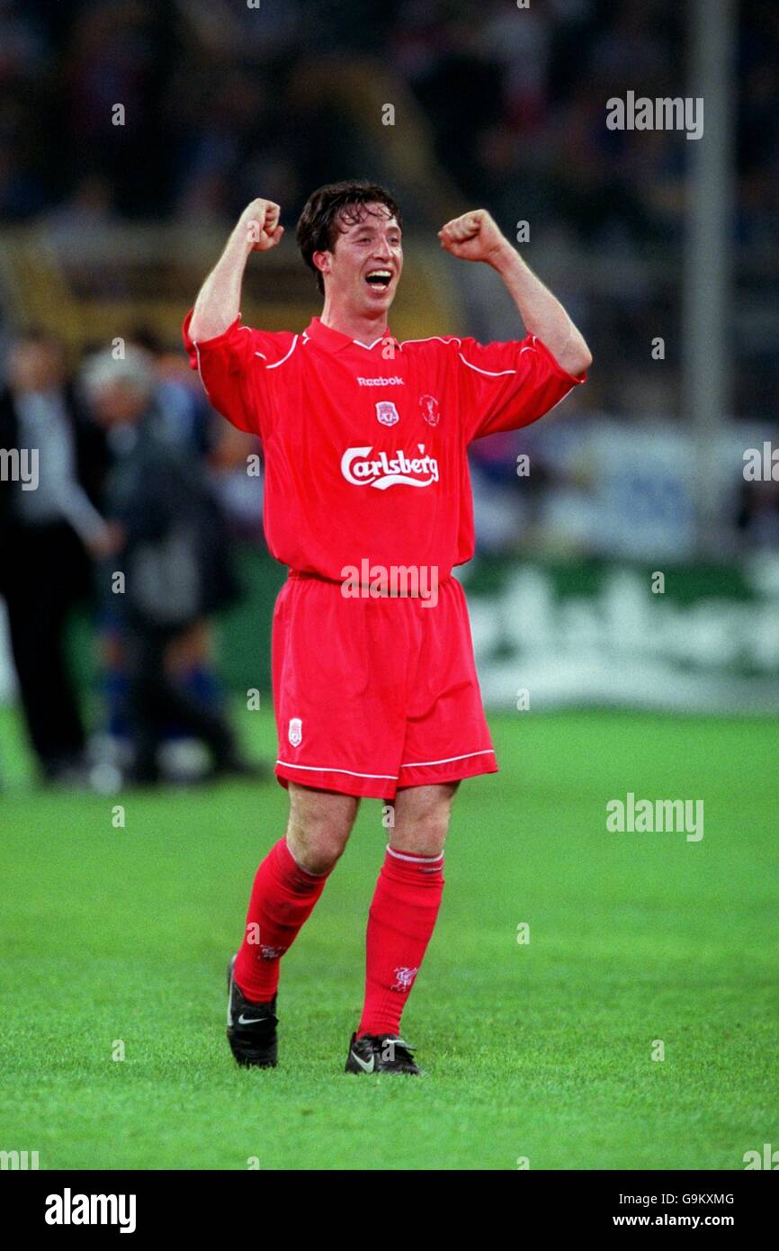 Soccer - UEFA Cup - Final - Liverpool v Alaves Stock Photo - Alamy