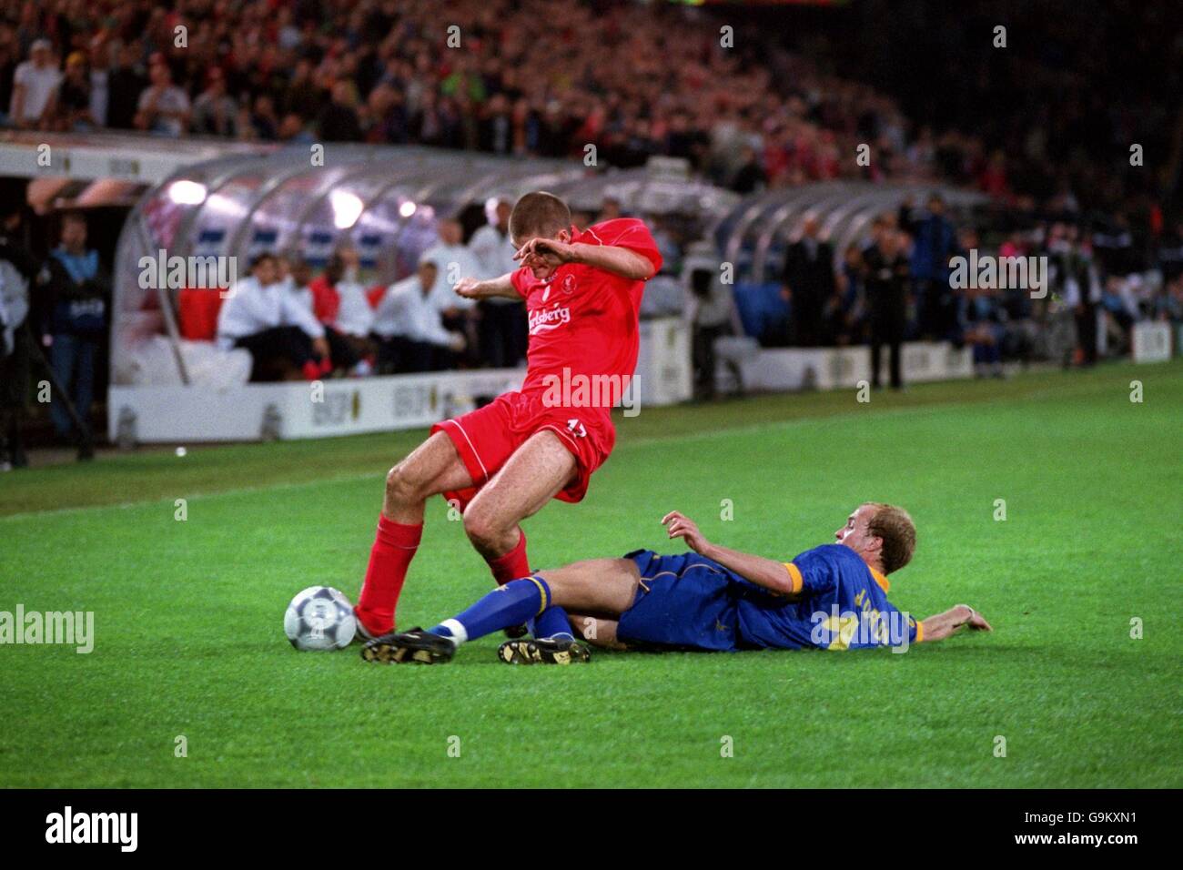 Liverpool alaves gerrard hi-res stock photography and images - Alamy