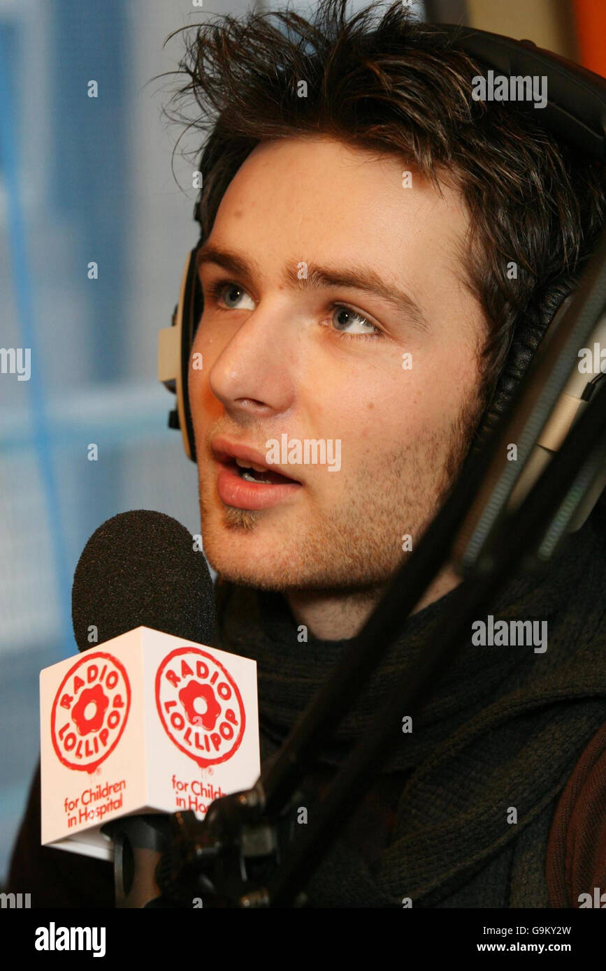 Mcfly visit great ormond street childrens hospital hi-res stock ...