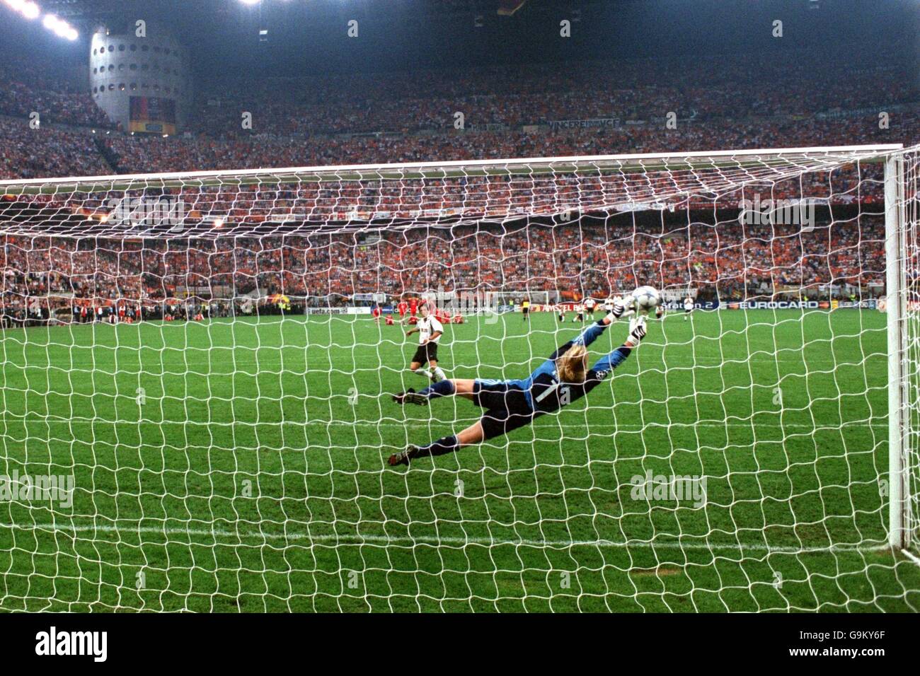 Soccer - UEFA Champions League - Final - Bayern Munich v Valencia Stock ...