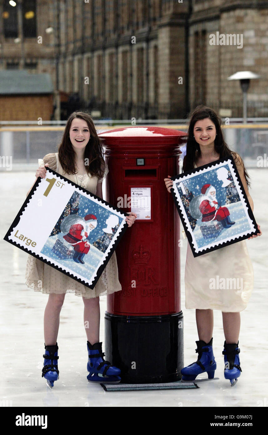 Standalone Picture. Members of the all-female classical group "All ...