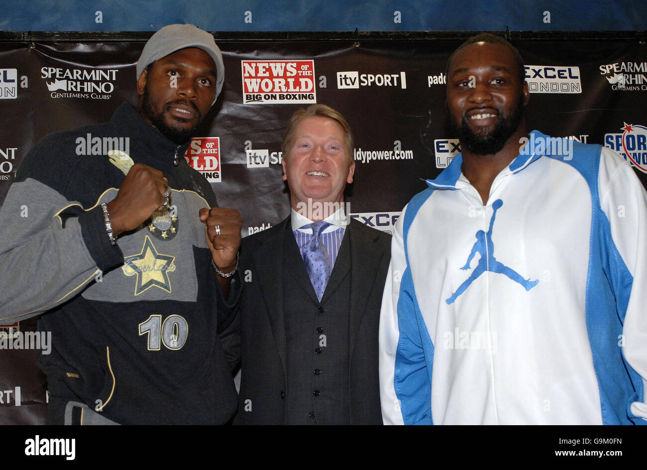 Audley harrison v danny williams hi-res stock photography and images ...