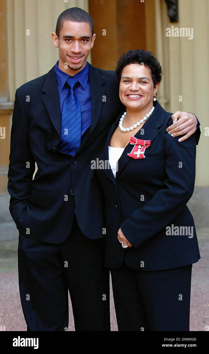 After receiving an mbe from queen elizabeth ii hi-res stock photography ...