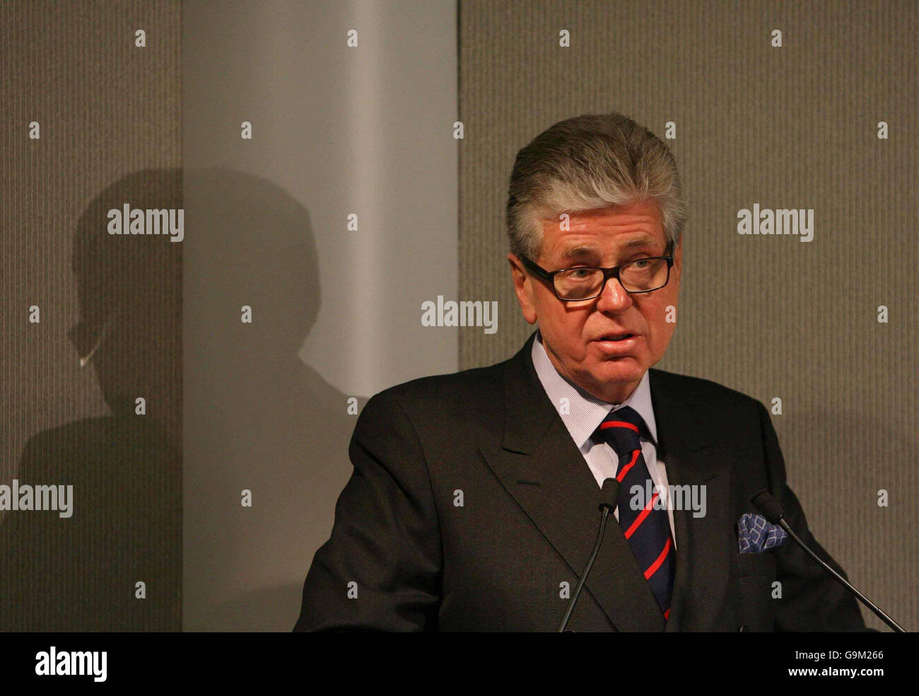 Michael cole al fayed hi-res stock photography and images - Alamy