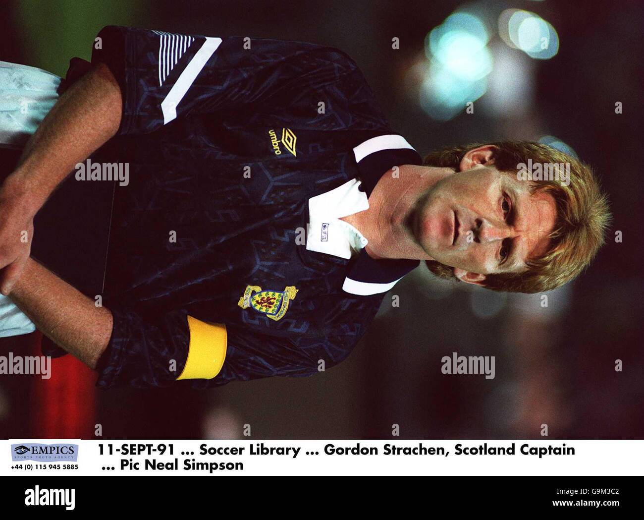 016598 Gordon Strachan. 11-SEPT-91. Soccer Library. Gordon Strachan ...