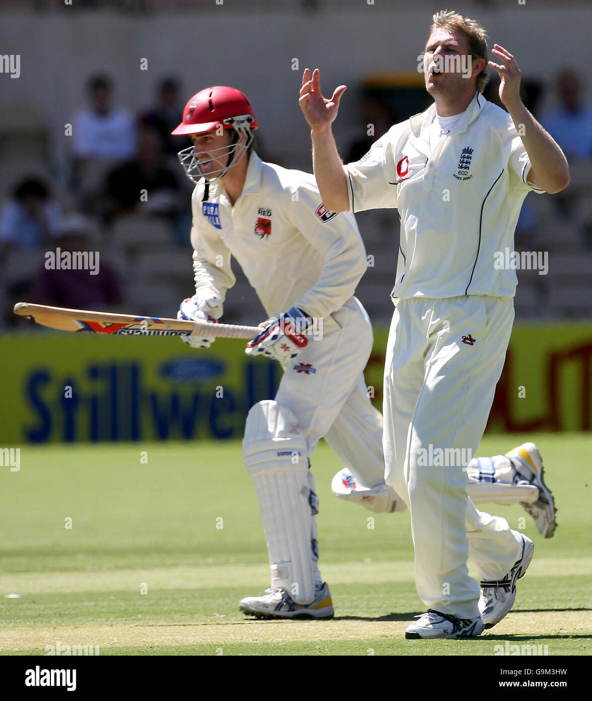 Cricket ashes hi-res stock photography and images - Alamy