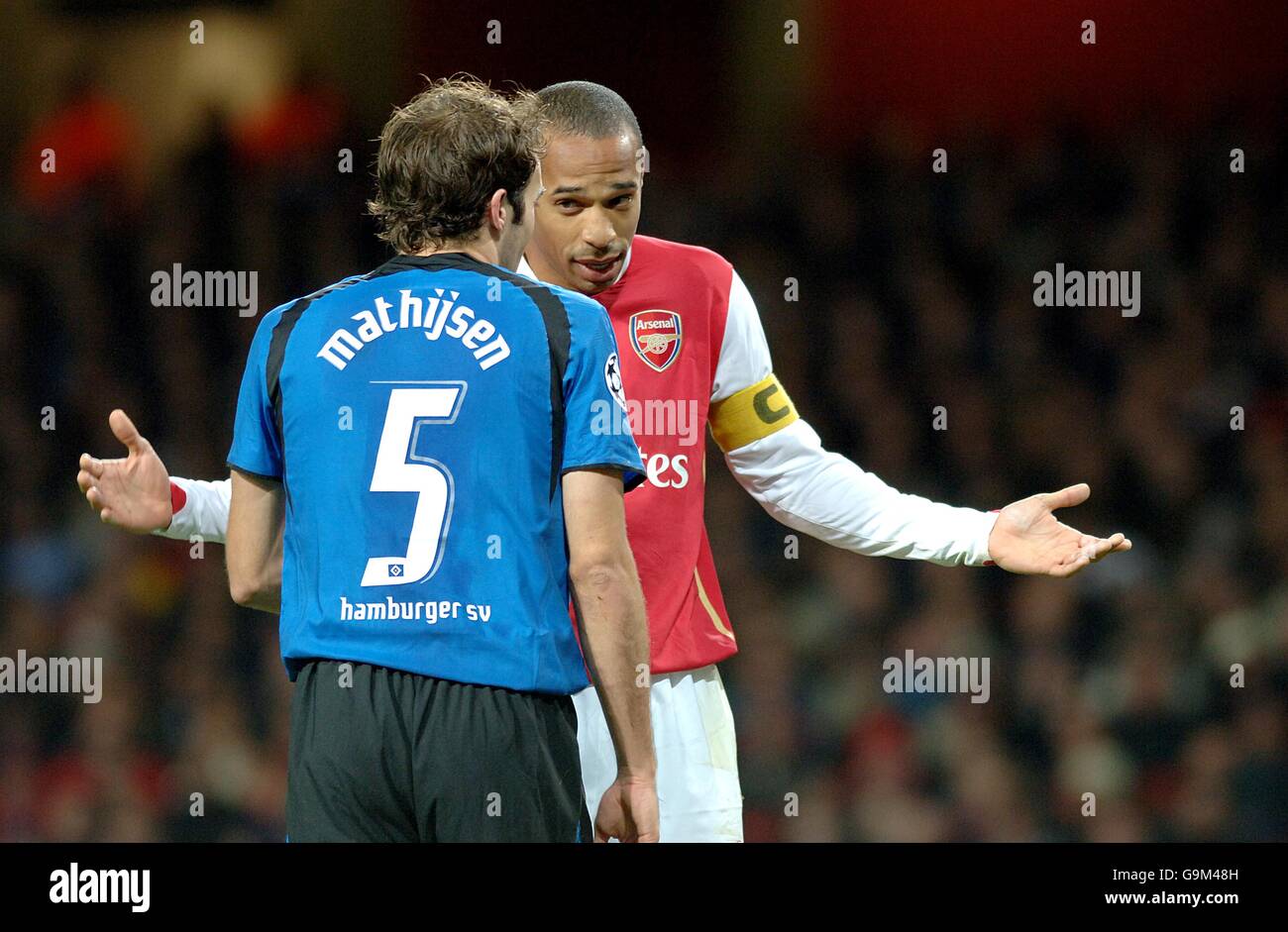 Soccer - UEFA Champions League - Group G - Arsenal v Hamburg - Emirates ...