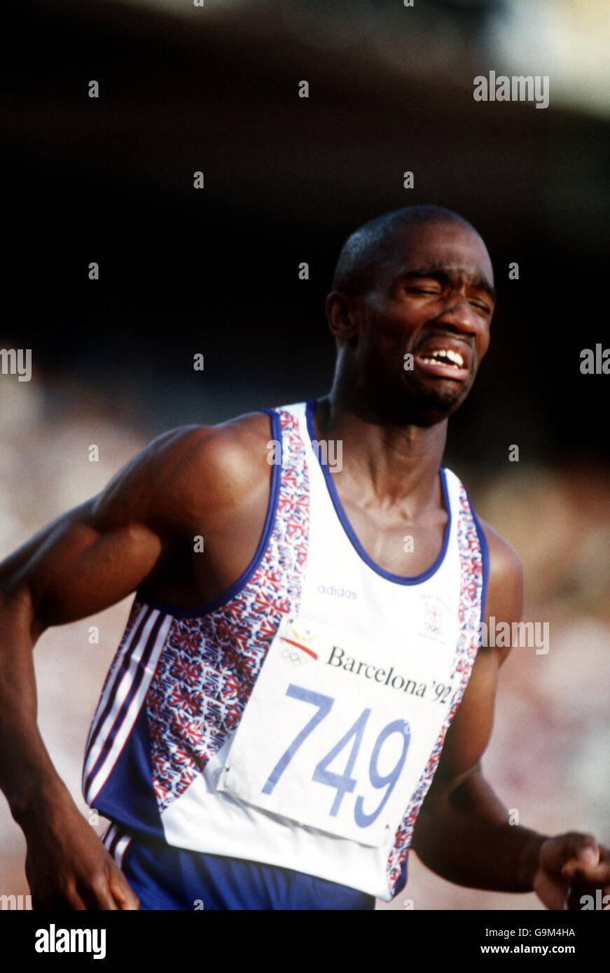 Derek Redmond (GBR) limps round after suffering an injury during the ...