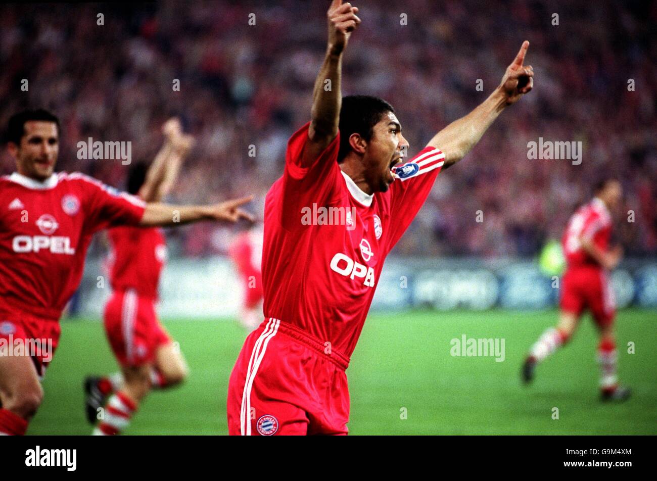 Bayern munich v real madrid cf hi-res stock photography and images - Alamy